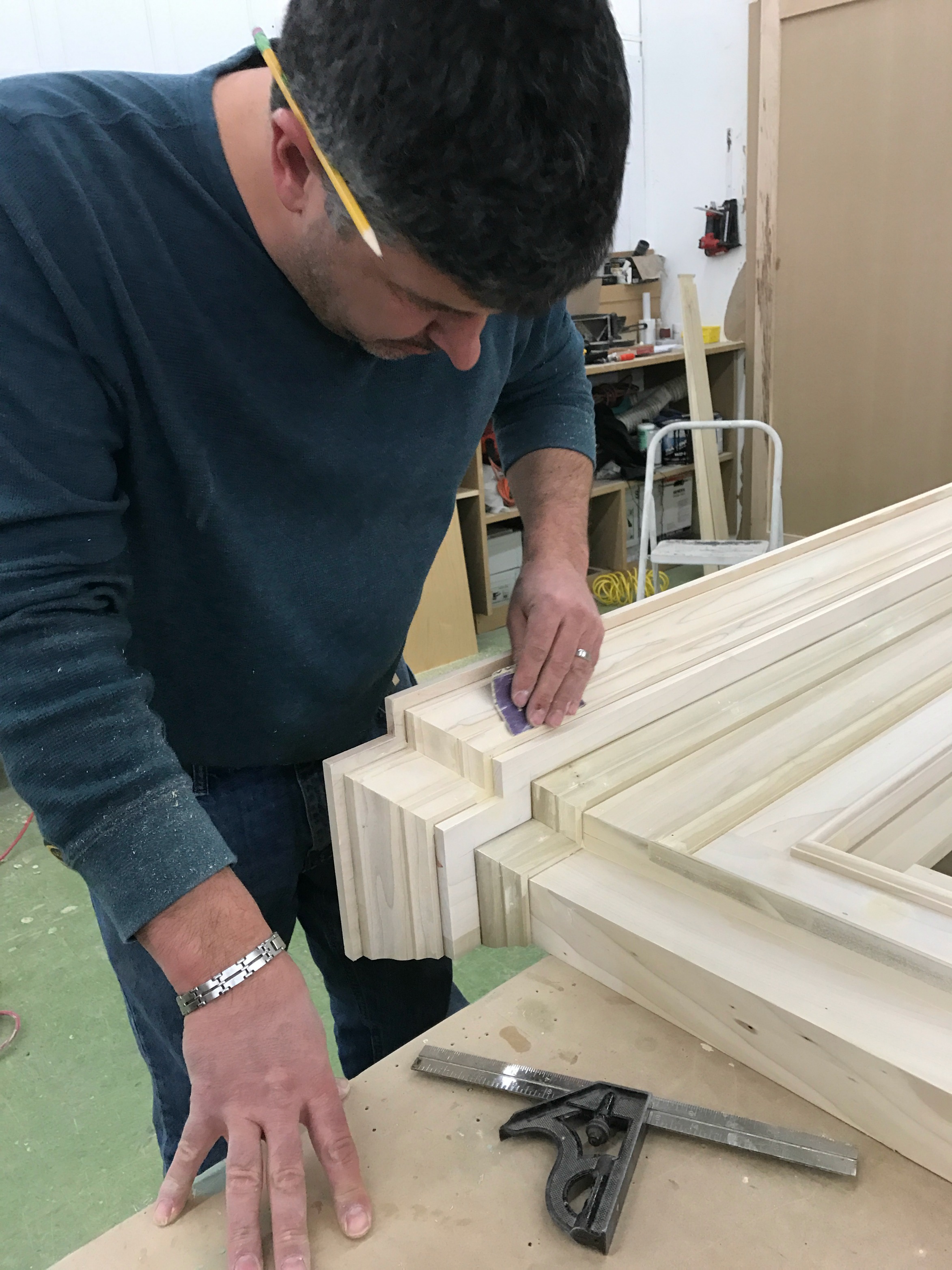 Raised Panel Wainscoting in Your Foyer – It’s Time to Make an Entrance